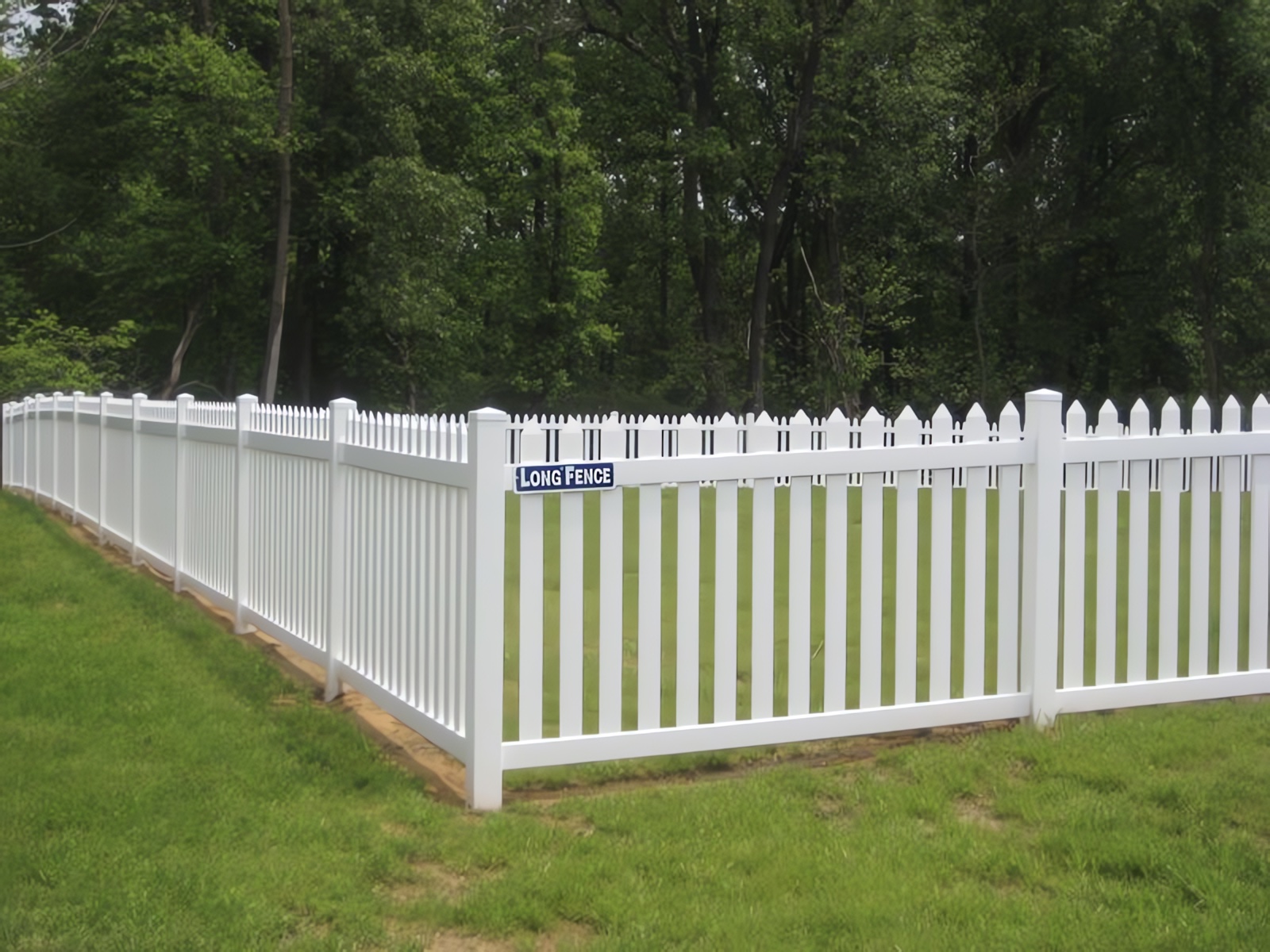 Residential Fence Installation & Design Contractor | Long® Fence Company